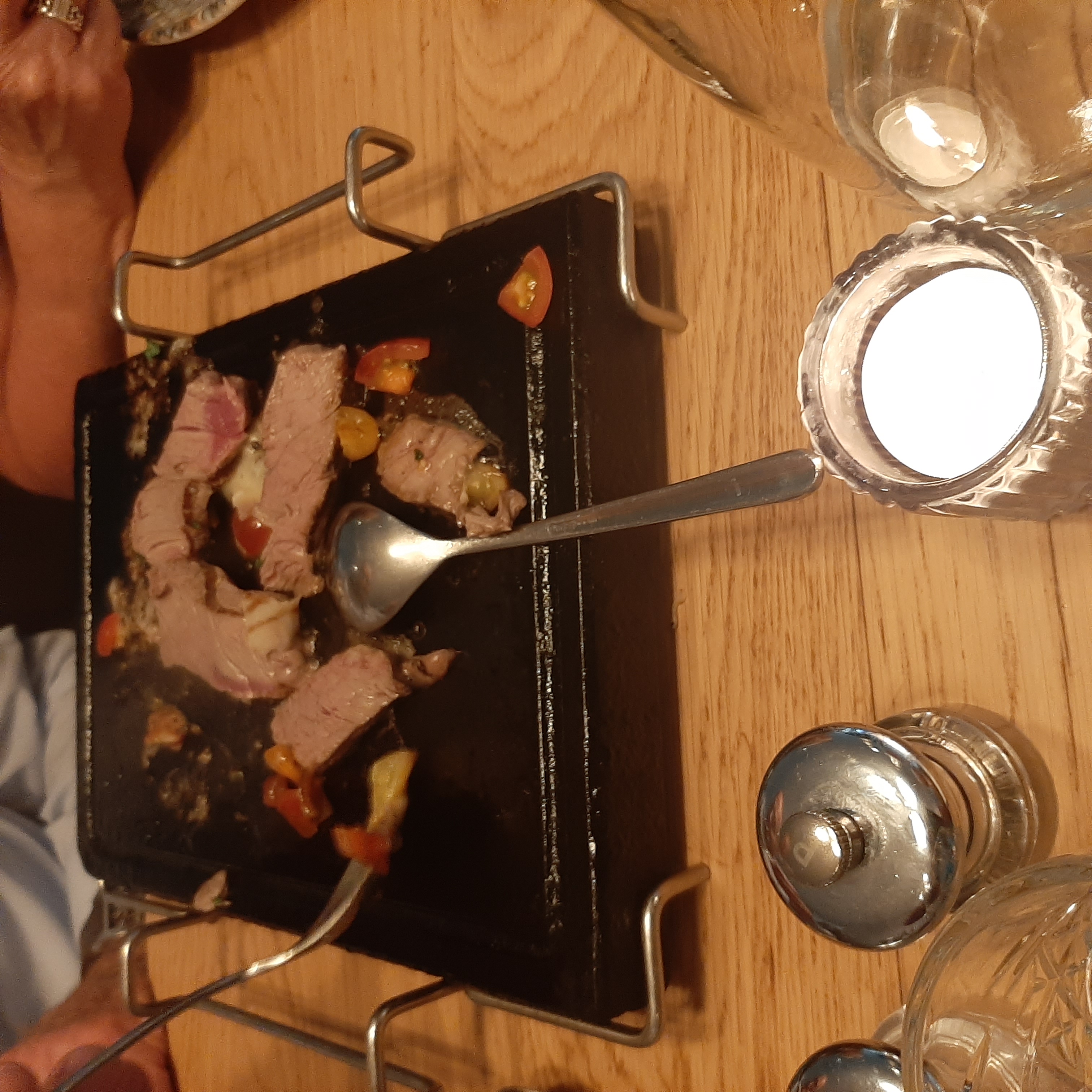 Jammo Já in Beesd - Eet.nu