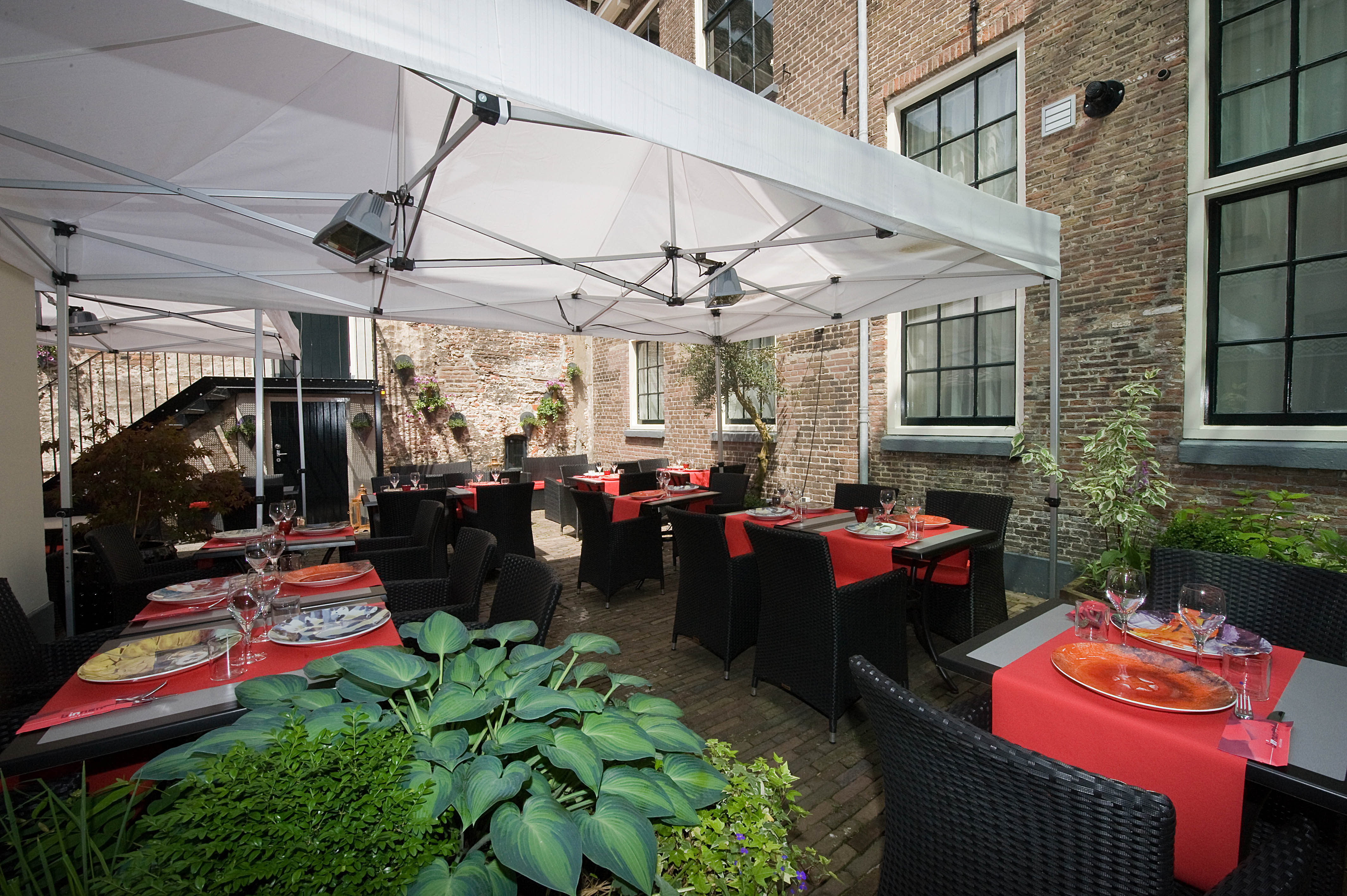 (Gesloten) Binnen Eten en Drinken in Kampen - Eet.nu