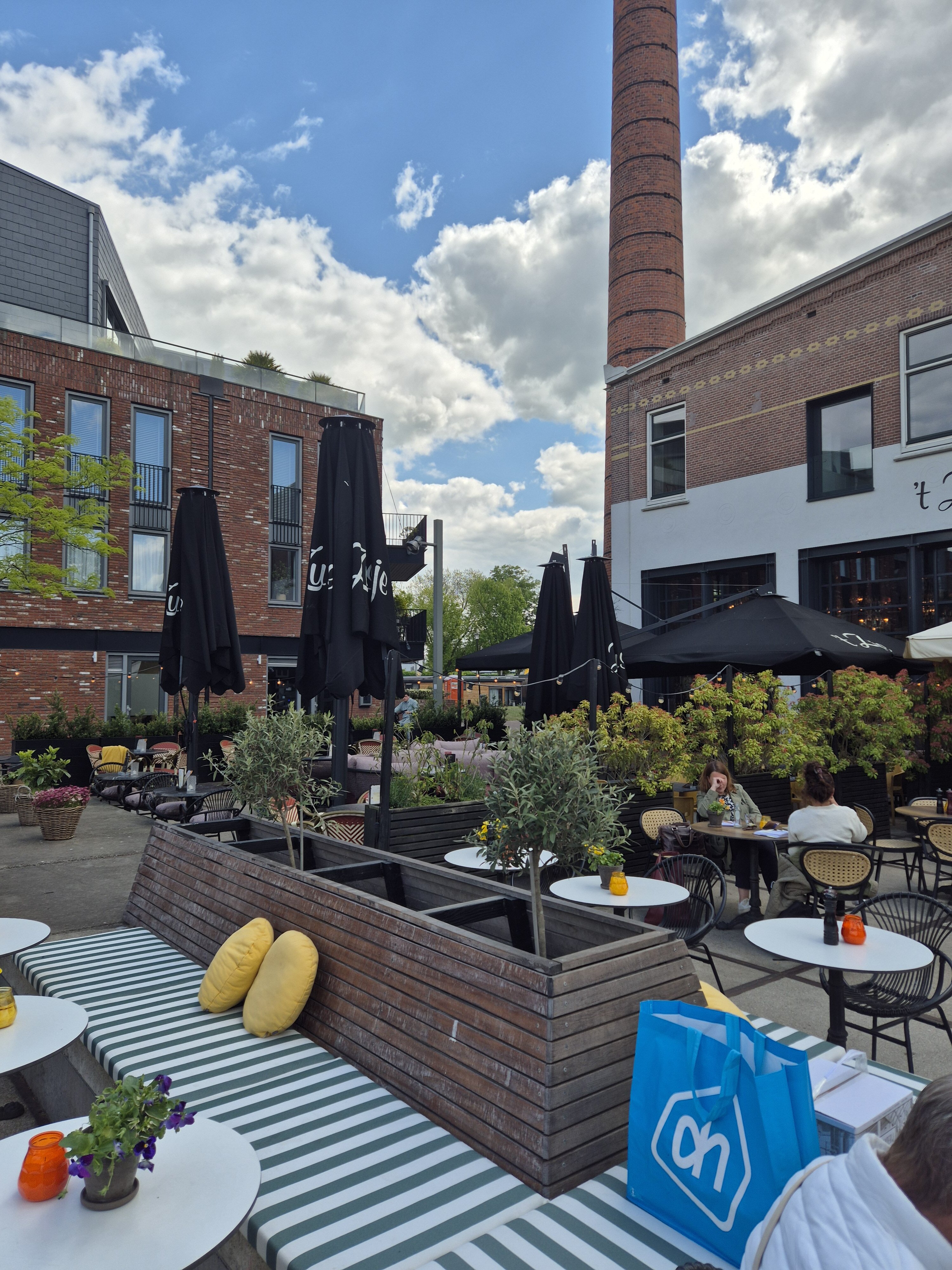 't Zusje in Woerden - Eet.nu