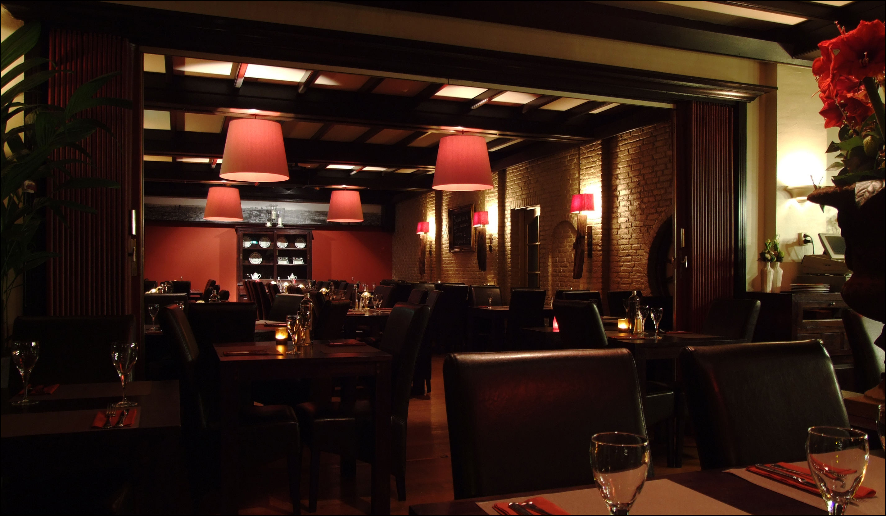 Stad Parijs in Hulten - Eet.nu