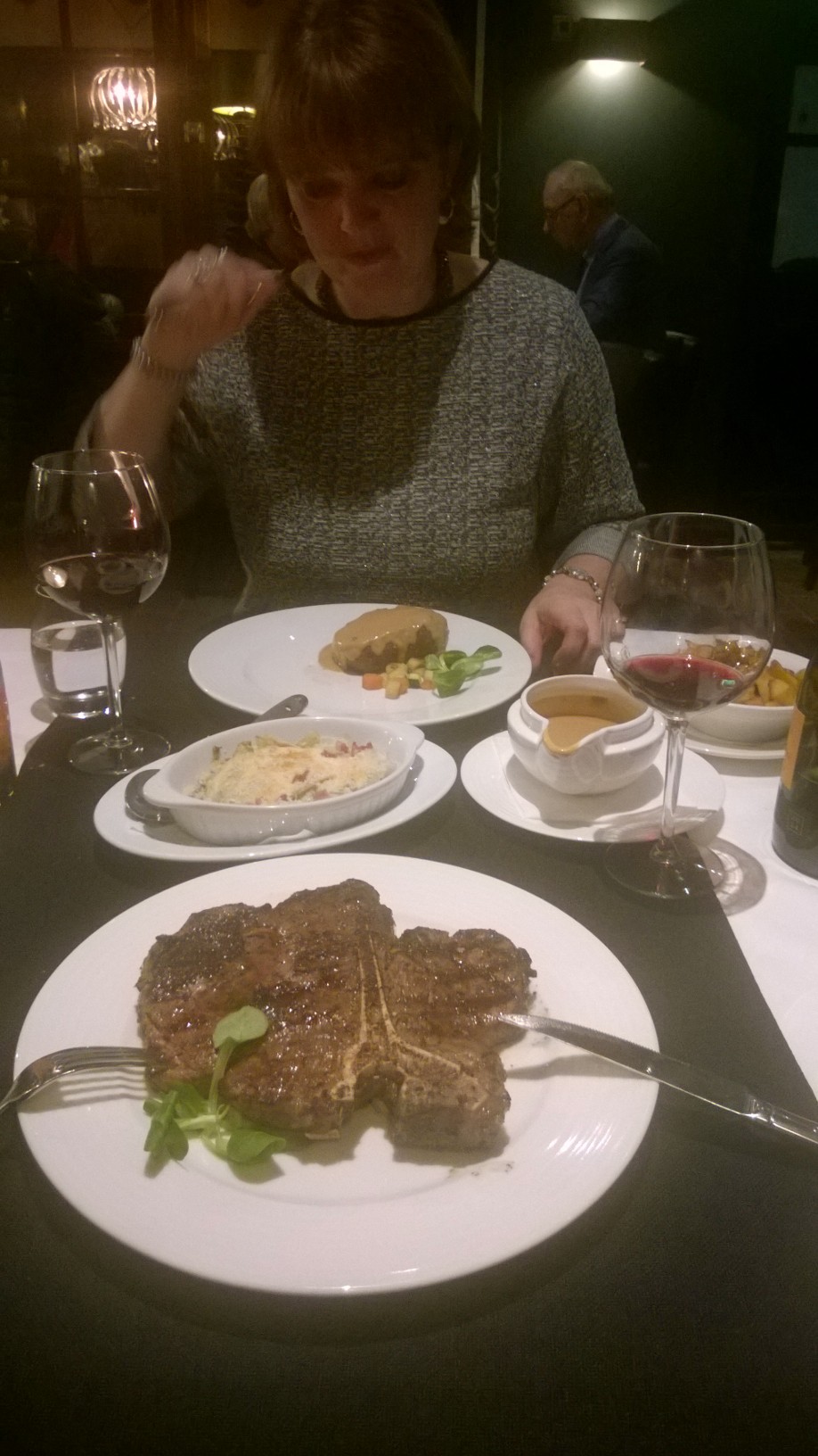 Bistro T-Bone in Enter - Eet.nu