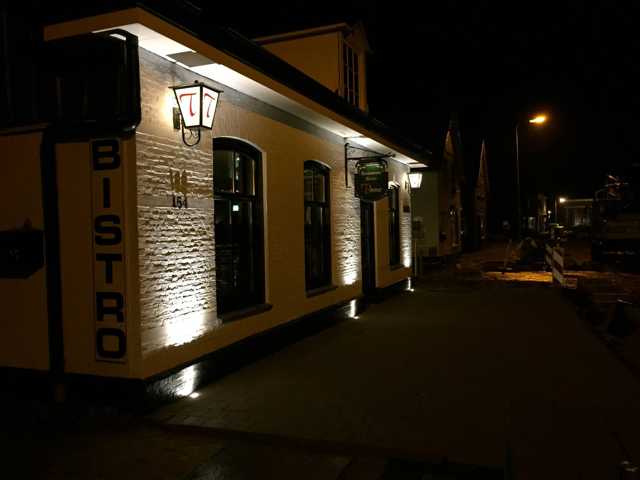 Bistro T-Bone in Enter - Eet.nu
